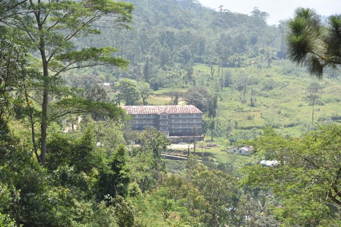 Sri Lanka 2024: Sembuwatte Lake & Hunnas Falls | Bandi's Blog